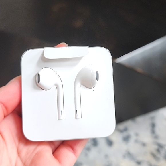 Apple | Headphones | New Apple Earbuds | Poshmark